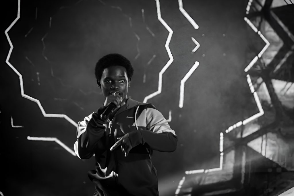 Matt Travers: bops & signs - The Culturing